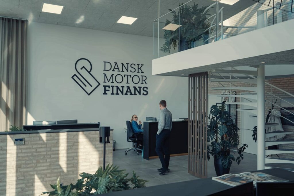 Om Dansk Motor Finans - Dansk Motor Finans